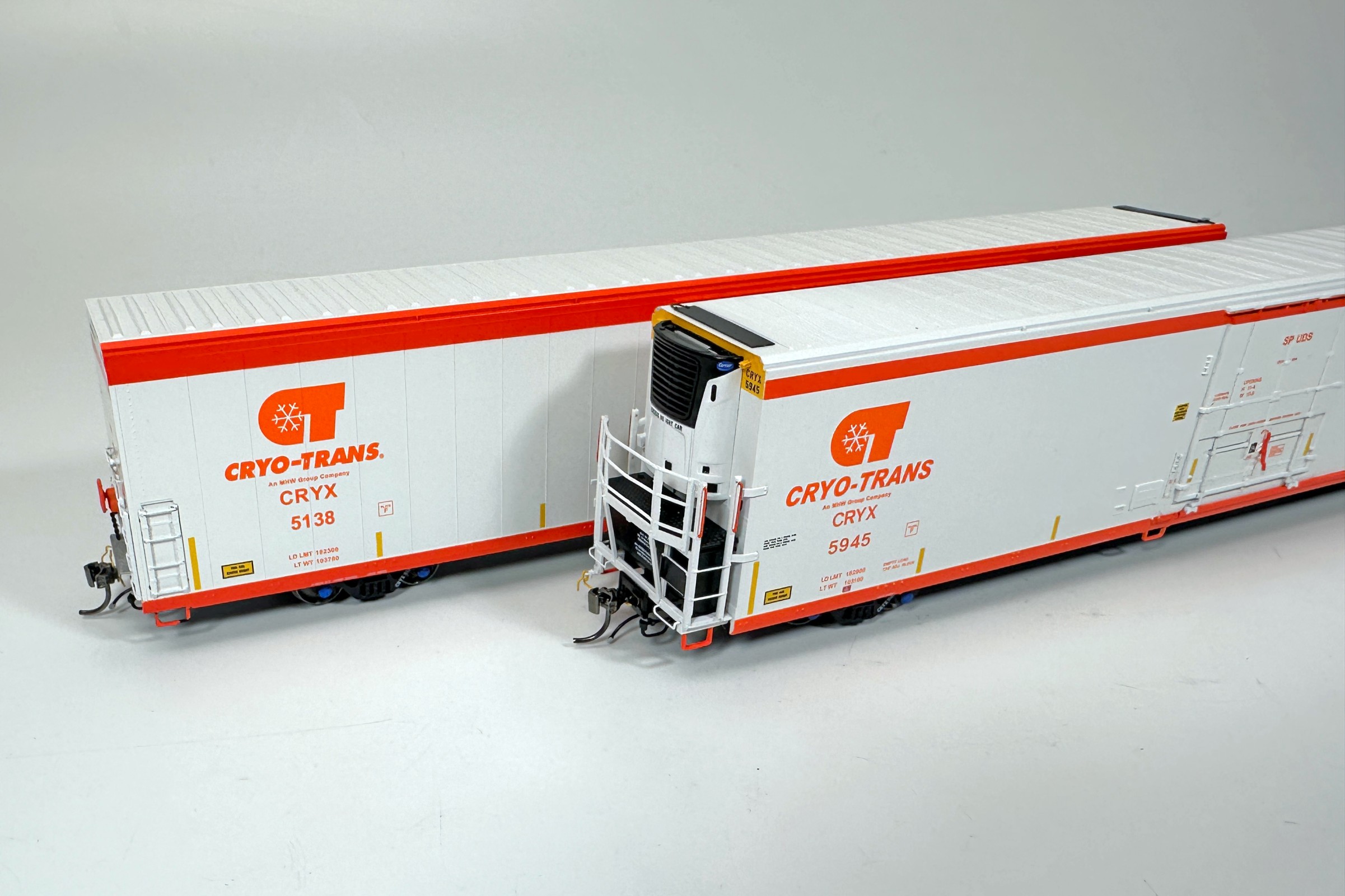 Greenbrier 7780cuft Cryo-Trans Reefer - Freight Cars - HO scale ...