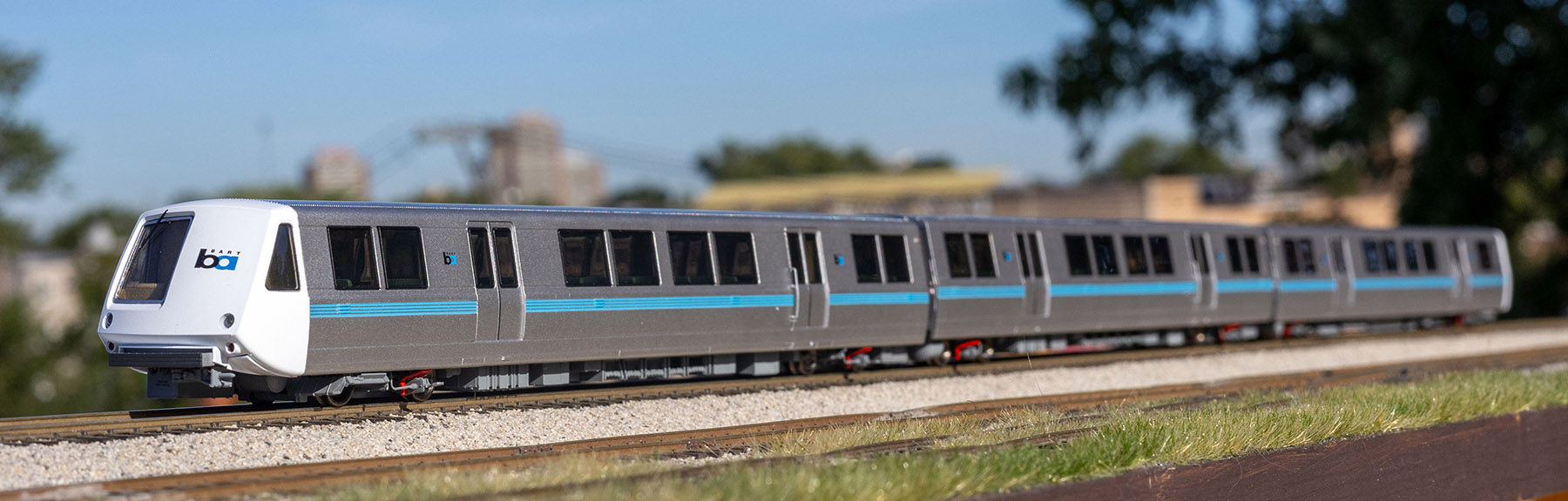 BART Legacy Cars - Transit - HO scale - Rapido Trains Inc.